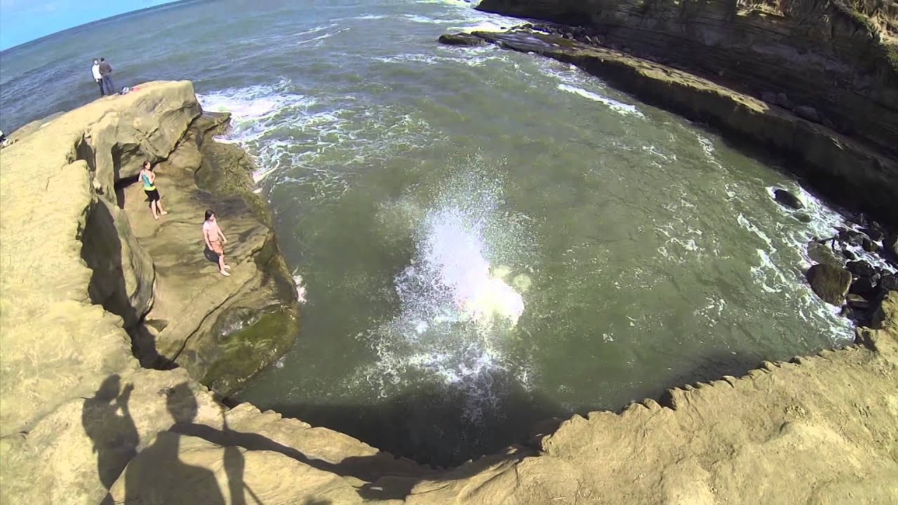 Cliff Jumping ("The Arch" Sunset Cliffs) - YouTube