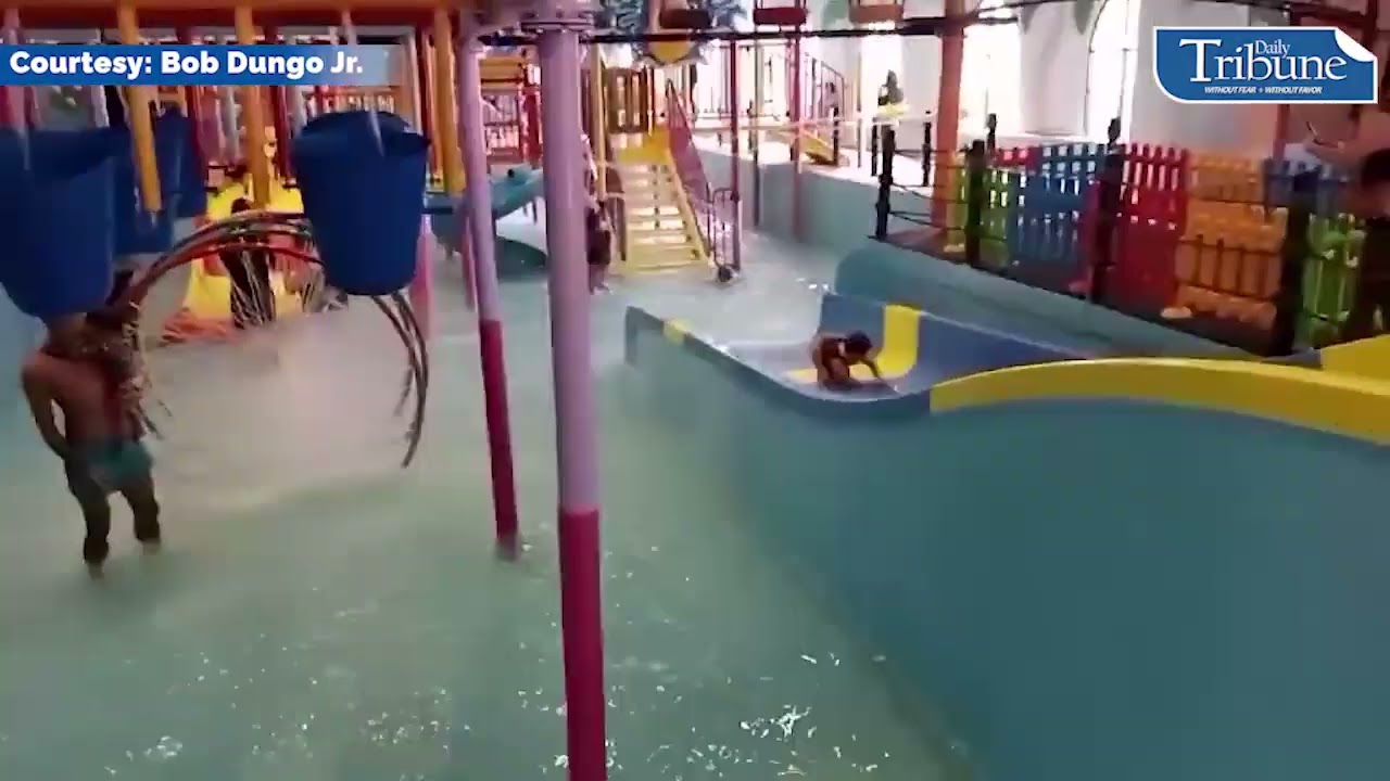 Indoor aqua playground in BGC - YouTube