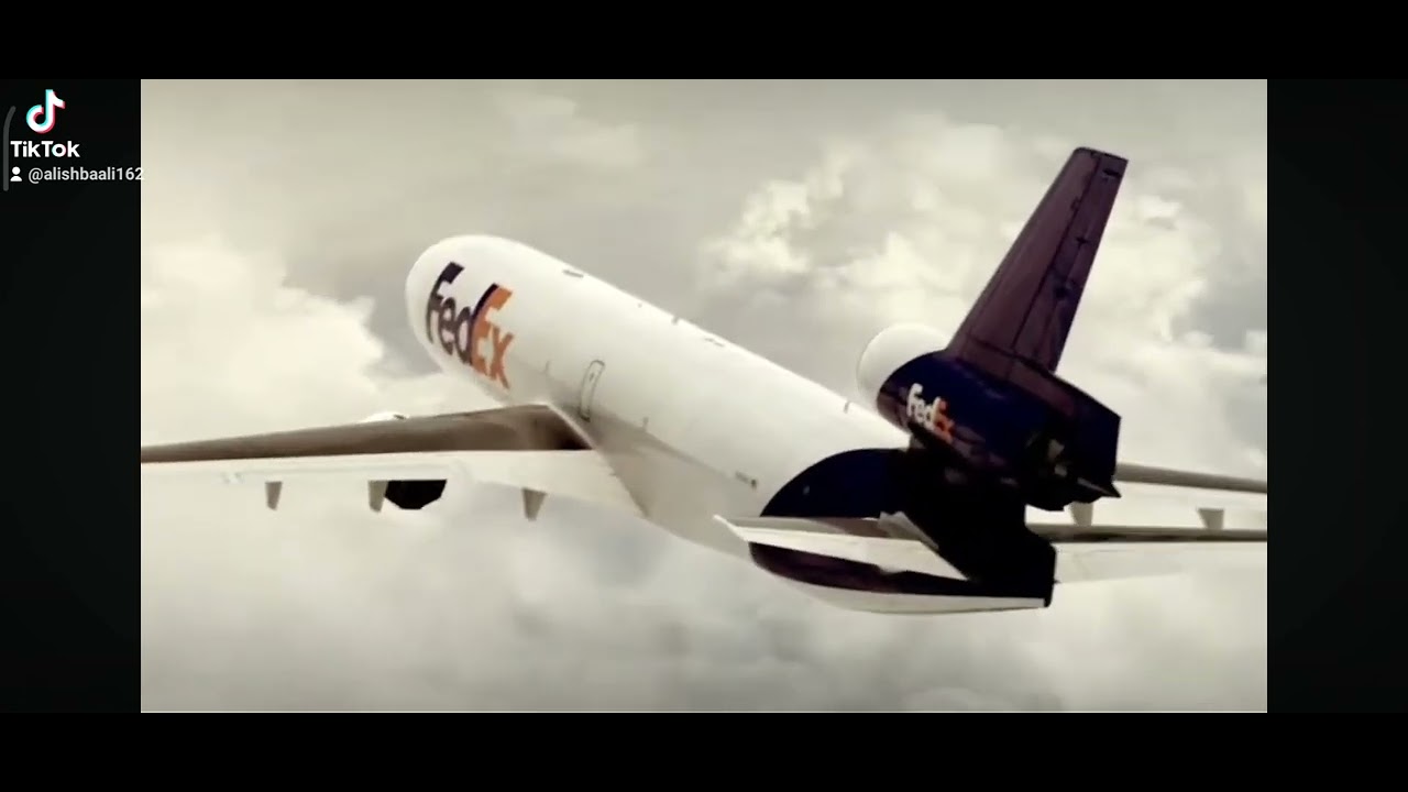 FedEx flight 80 crash animation - YouTube