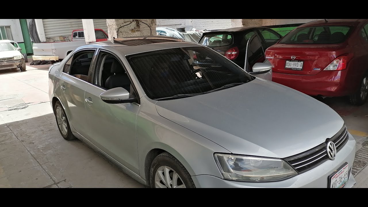 Subwoofer alpine Type R 15" en Jetta MK6 - YouTube