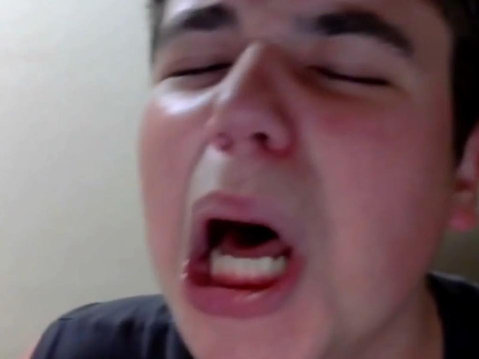 NFKRZ CRYING(%100 REAL) - YouTube