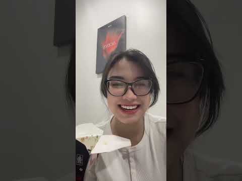 Super Tobrut Putih Mulus julyaapt ( TikTok Live )