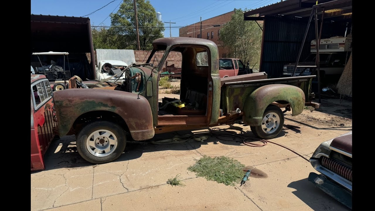 1949 Chevy to S10 Chassis Conversion Ep. 2-Body Goes on the New Frame ...