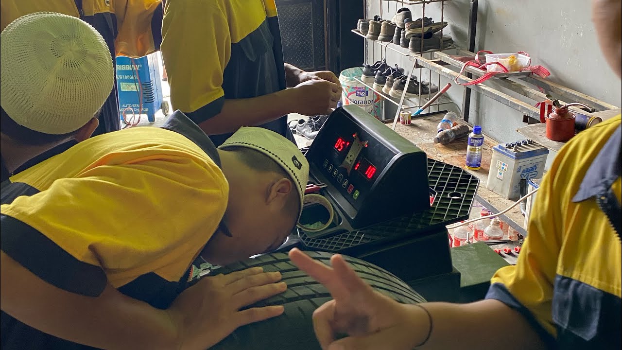TUTORIAL BALANCING PADA RODA MOBIL,SMKN 11 BEKASI - YouTube