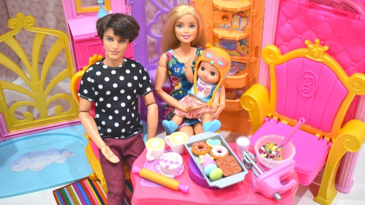 Barbie Making Dosa for Breakfast Barbie and Ken Family Morning Routine ...
