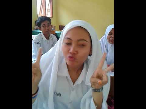 Dingin dingin paling enak bareng pacar