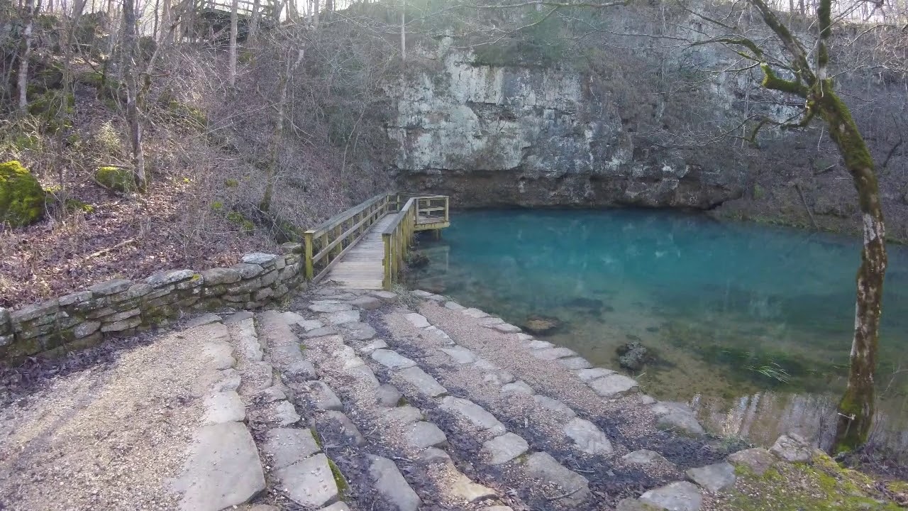 Blue Spring in Missouri - YouTube
