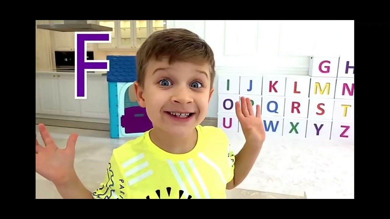 #part1 Roma and Diana learn the alphabetl ABC Song - YouTube