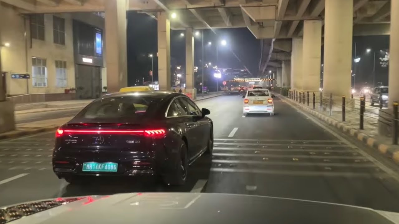 Raaste Mein mili EV Mercedes car 3cr 😳😳 - YouTube