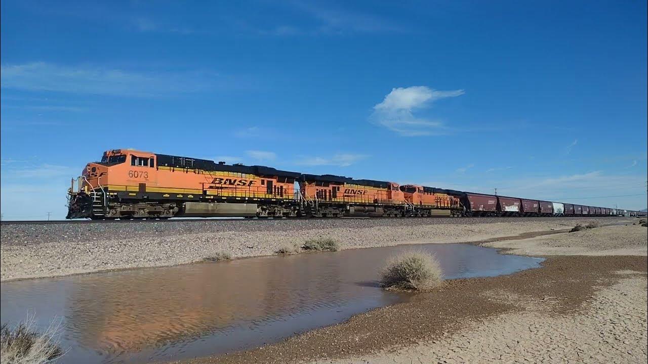 Monster WB BNSF Loaded Grain Train At Newberry Springs Ca! #bigbossrailfanner - YouTube