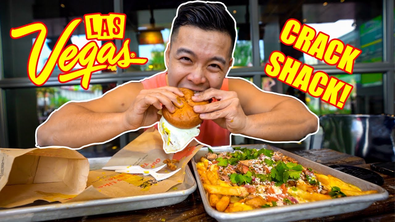 I Tried CRACK Shack's Fried Chicken Sandwich In LAS VEGAS! - YouTube