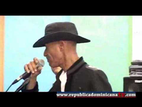 Lo que sonaba - El General Larguito - Navidad Sin Mi Madre - YouTube