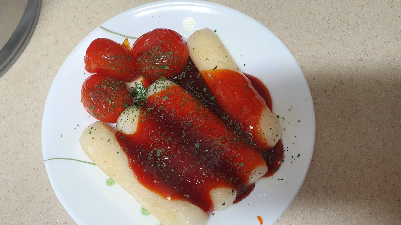 치즈 떡 구워먹기 Cheese Mochi and Tomato - YouTube