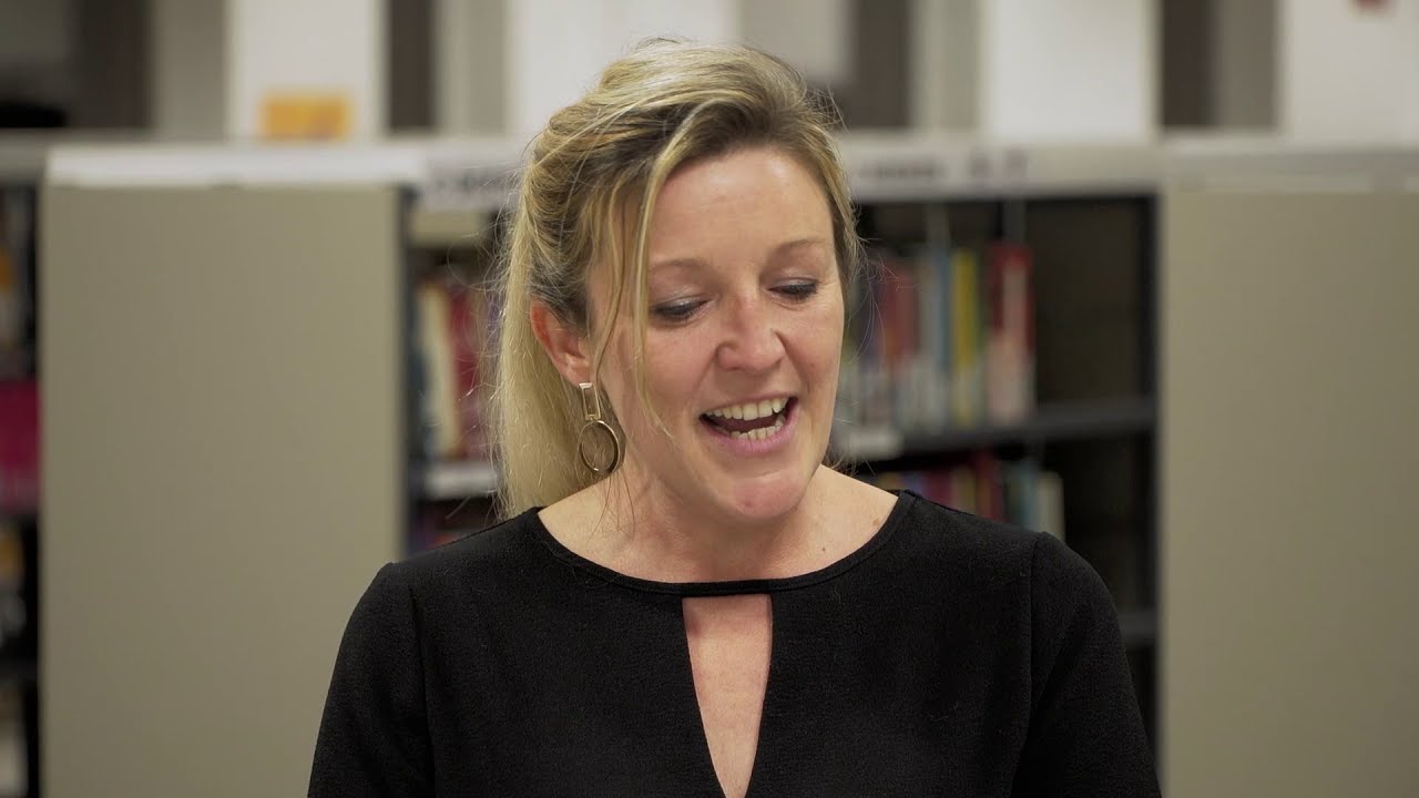 Cultuur@home - Hilde Cams en Sofie Milis (zangeressen), begeleid door ...