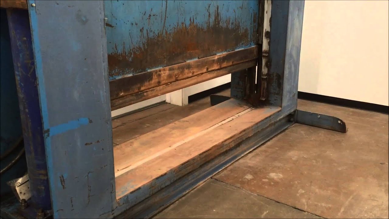 88" Wide EC Guillotine/Roll Splitter - YouTube