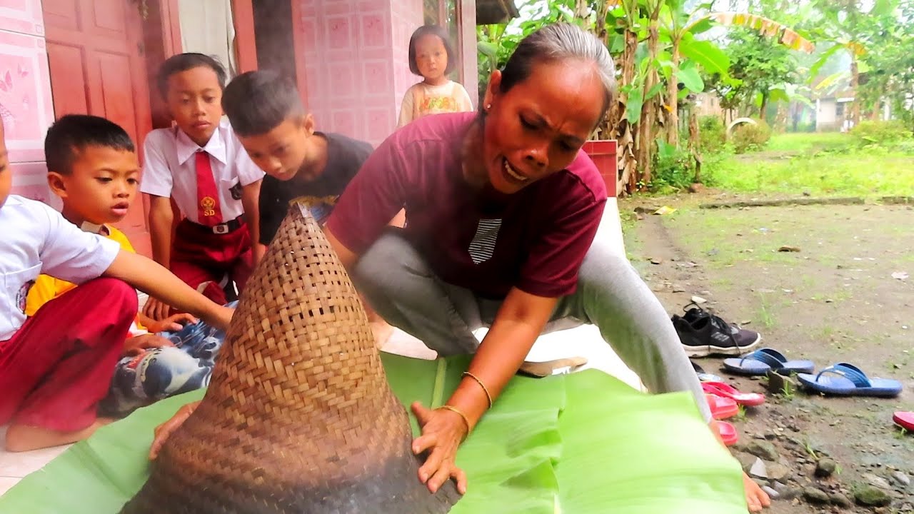 BIKIN TUMPENG BOSOK ACARA SYUKURAN - YouTube