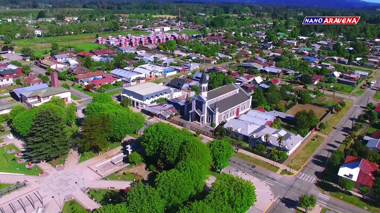 Vista aérea Iglesia y Plaza de Armas de Gorbea Novena region araucania ...
