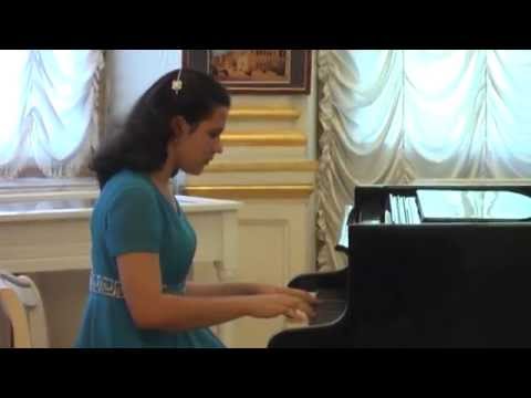 Prelude in B minor (Bach / Siloti) - Maria Klimenko, piano - YouTube