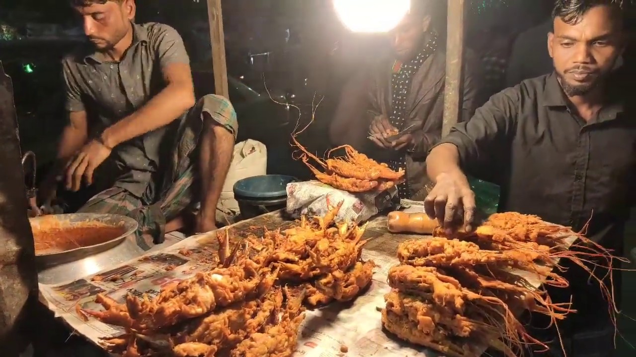 WOW! Amazing Fry Food - Whole Crab & Chingri Fry | Street Food in ...