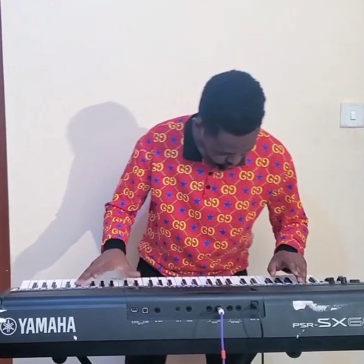 LEVI PRO SEBEN ONE MAN BAND 🎊🎊🎊🥵 - YouTube