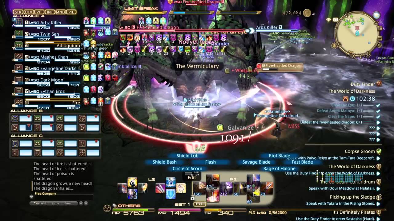 FINAL FANTASY XIV: A Realm Reborn tanking raid boss - YouTube