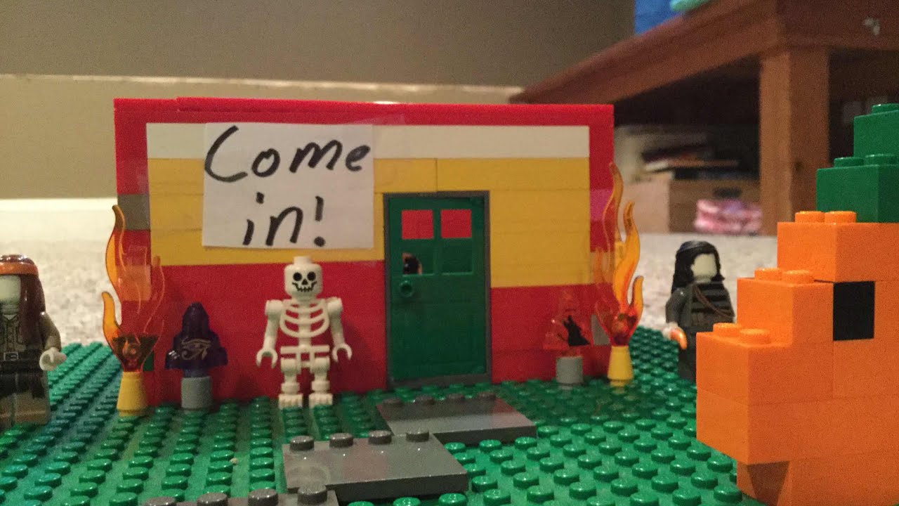 Creepy Halloween Lego Build! - YouTube