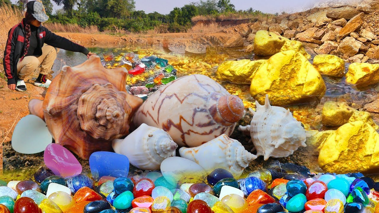 Unveiling the Ultimate Dry Gold Pan: Is Crystal Gold Real? - YouTube