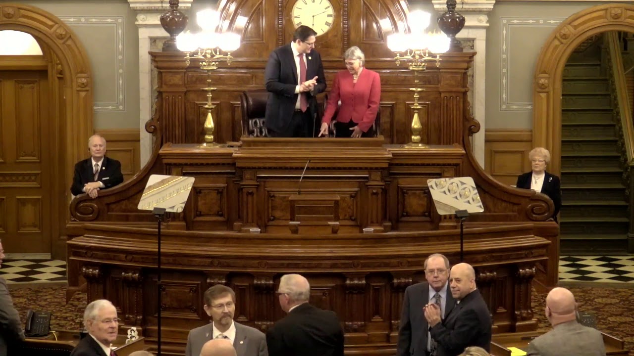 Kansas Governor Laura Kelly State of State Address 2019 - YouTube