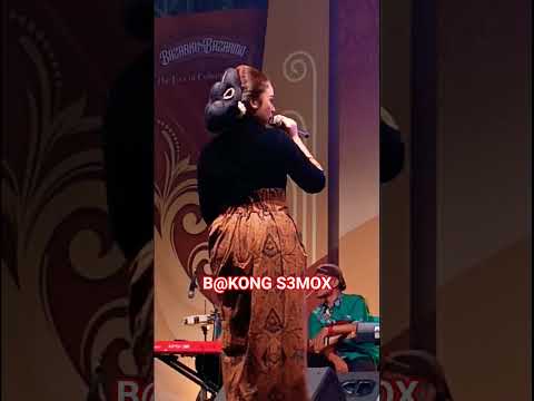 niken praktekan goyang bokong semok 💃👍😍 #shorts #nikensalindri #nikensalindry