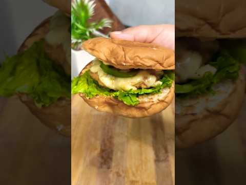 #simple #burger #easyrecipe #viralshort #homemade #tastyrecipes #🍔
