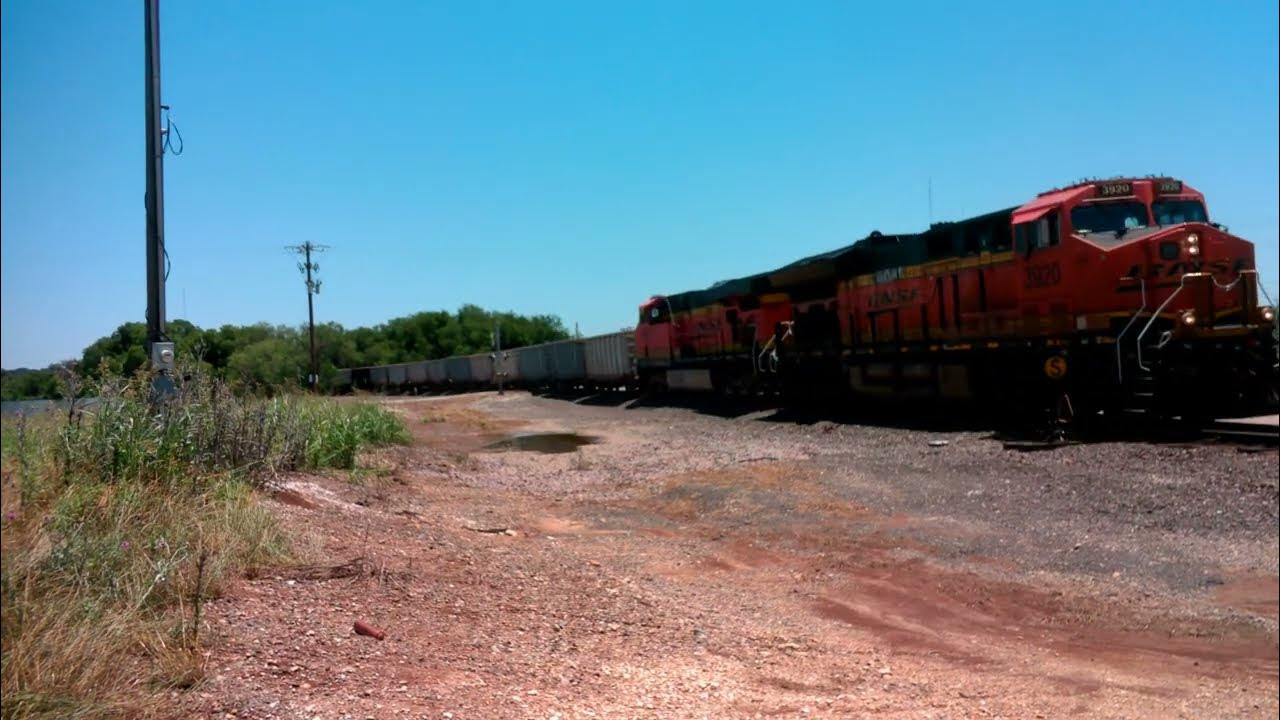 BNSF WB Empty Coal Train w/ 2 DPU Pushers in Kempner, TX. 05/15/2024. - YouTube