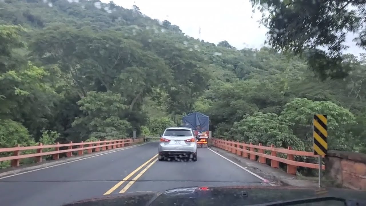 Bajando "quebrada seca", rumbo a San Miguel - YouTube