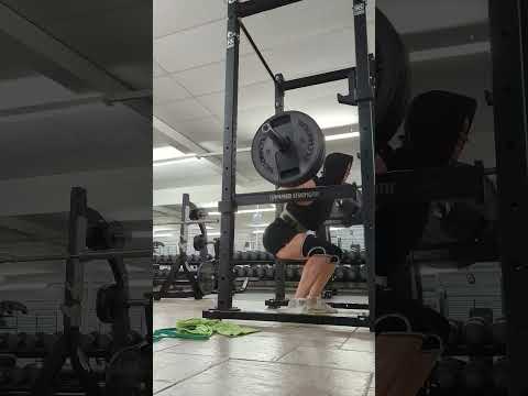 Back off Set 4X140Kg Squats #shorts #workout - YouTube