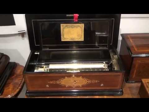 Overture Music Box: Nicole Freres - YouTube