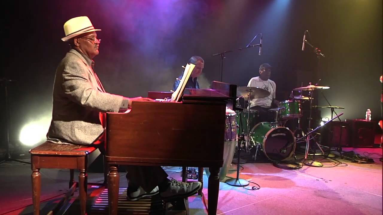 Morning - Jerry Stucker - The Eastside Tribe - YouTube