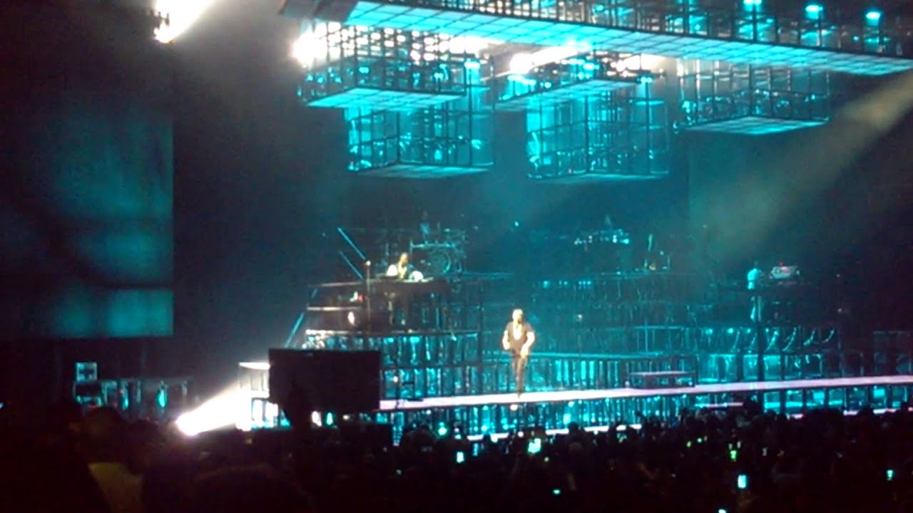 Jay-Z - Crown (Live) - YouTube