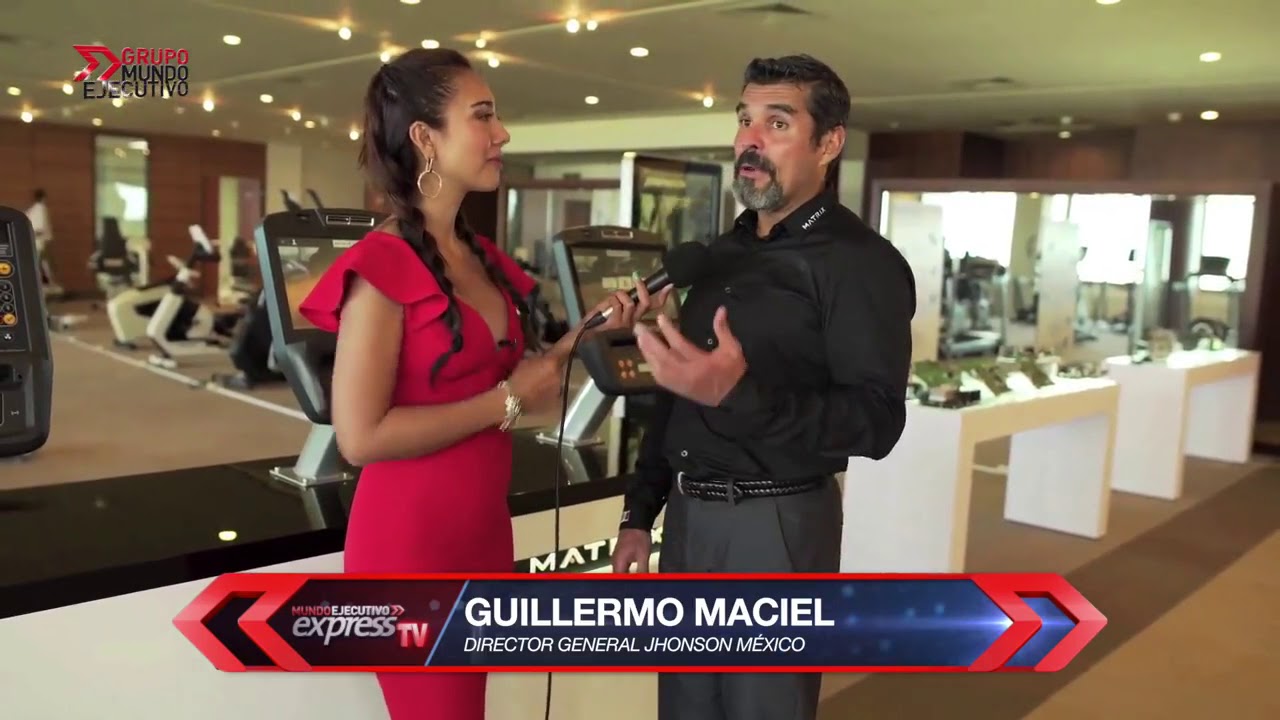 Denisse Wolf visita Matrix Fitness en Taiwan, preciosa! - YouTube