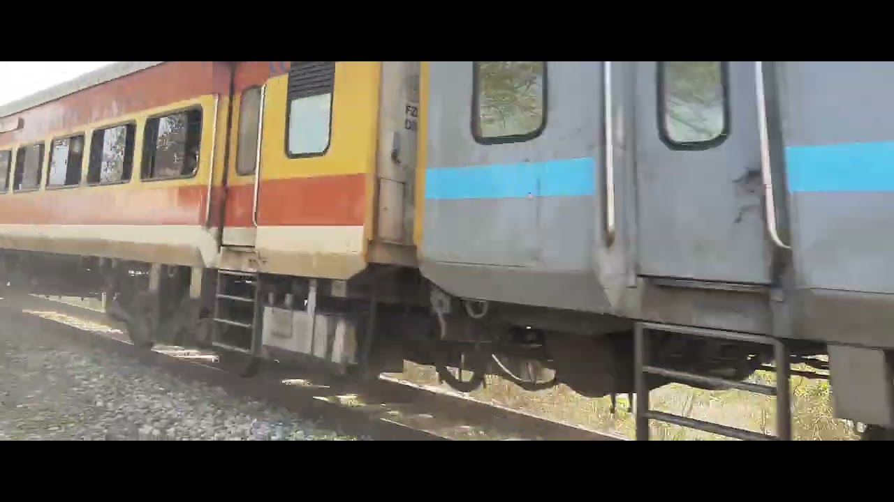 First Time with Electric Loco Kanpur Jammutawi Express in Cnb Blm ...