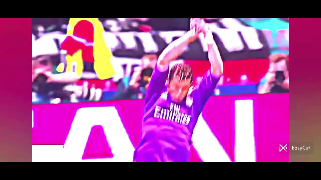 ronaldo in purple jersey#pls #pls #like #subscribe #not_ sr7 shorts ...