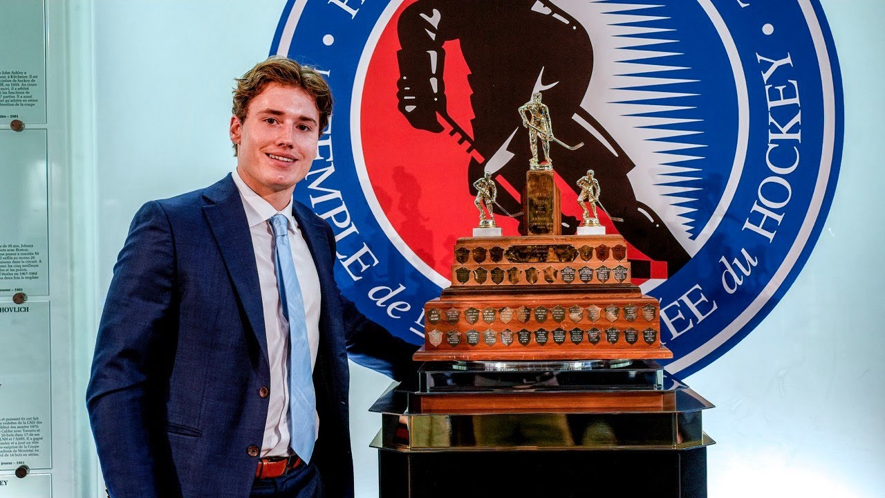 Matthew Maggio - Eddie Powers Memorial Trophy / Top Scorer - YouTube