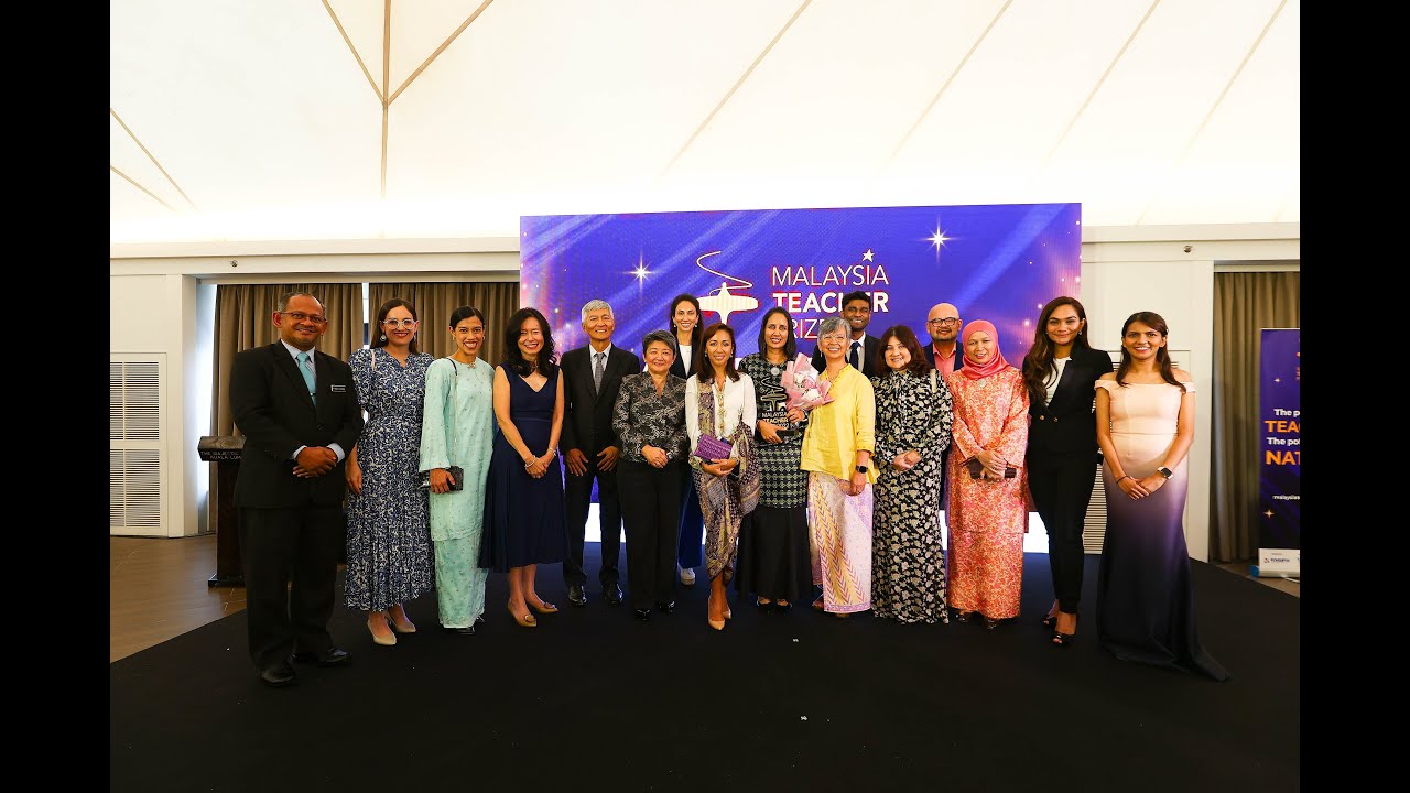 Sorotan Video Majlis Anugerah Malaysia Teacher Prize 2022 - YouTube