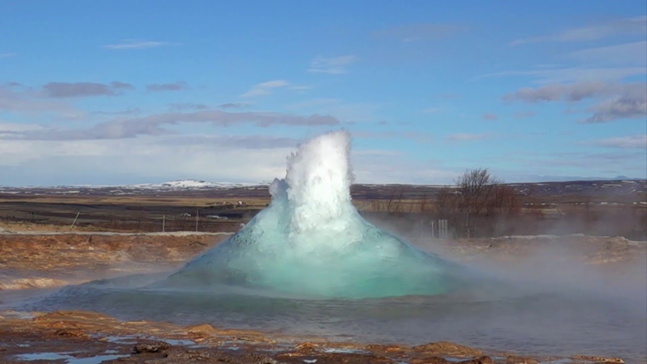Geysir Explosion Super Slow Motion - YouTube