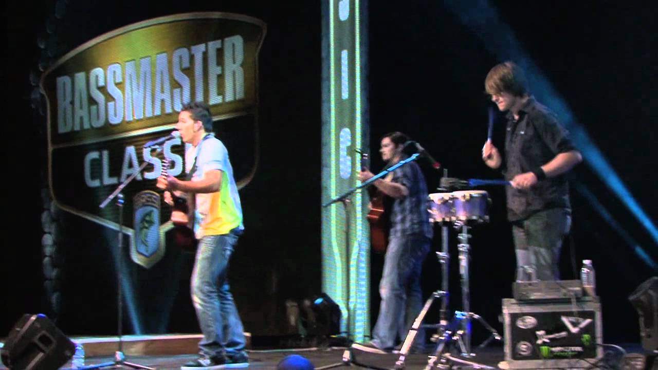 Brian Schram @ The Bassmaster Classic 2012 - YouTube