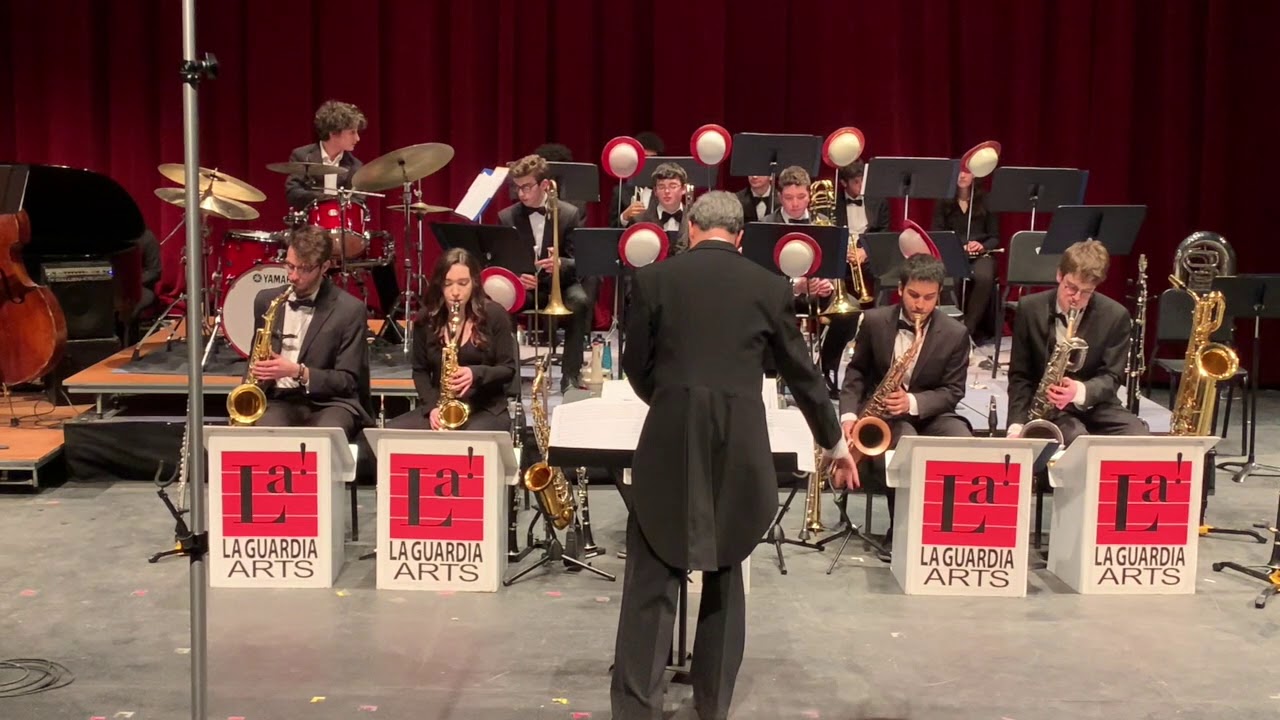 Senior jazz features - YouTube