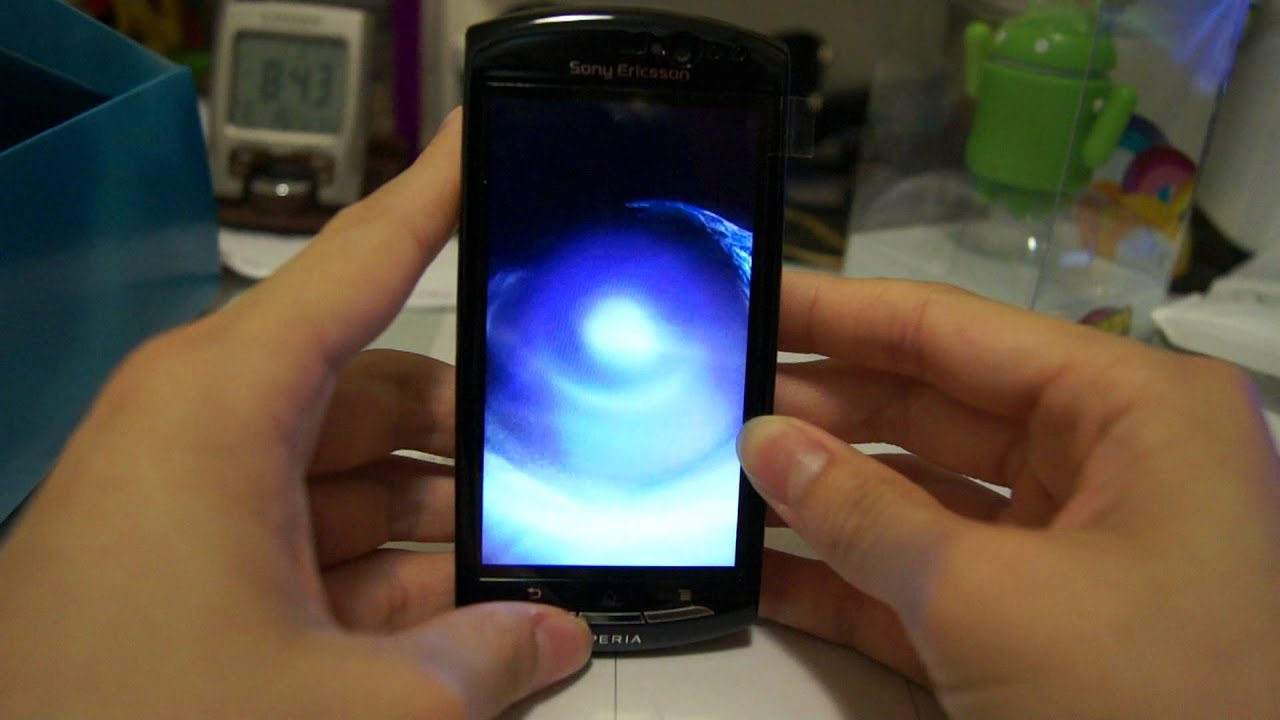 Sony Ericsson Xperia Neo Unboxing - YouTube