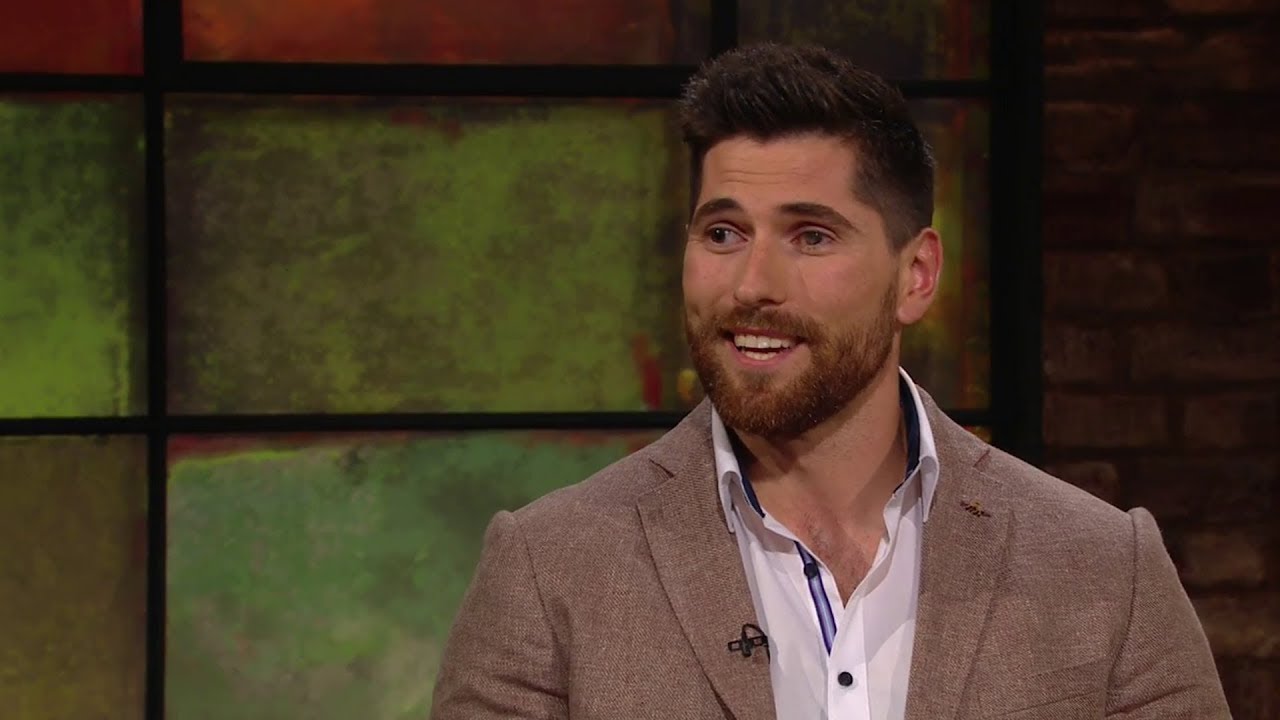 Ian McKinley on battling back to play for Italy | The Late Late Show ...