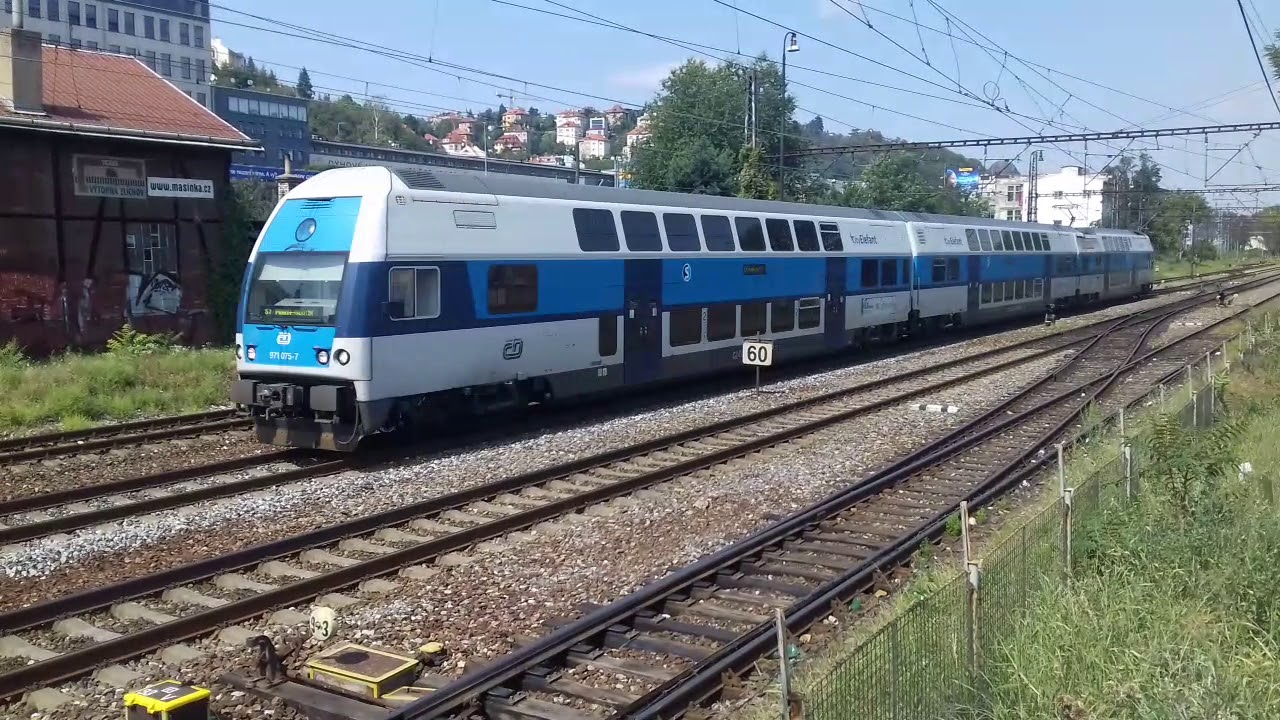 City Elefant - YouTube