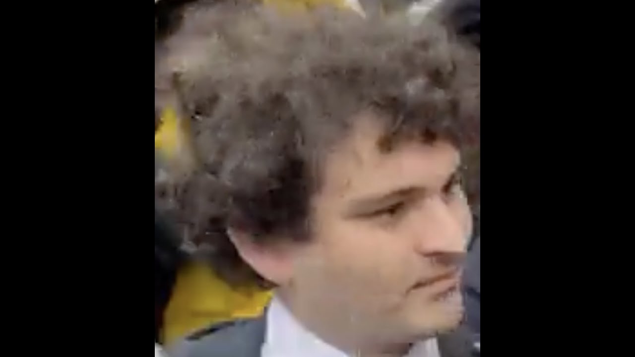 Sam Bankman-Fried SBF arrives at New York Courthouse and pleads not ...