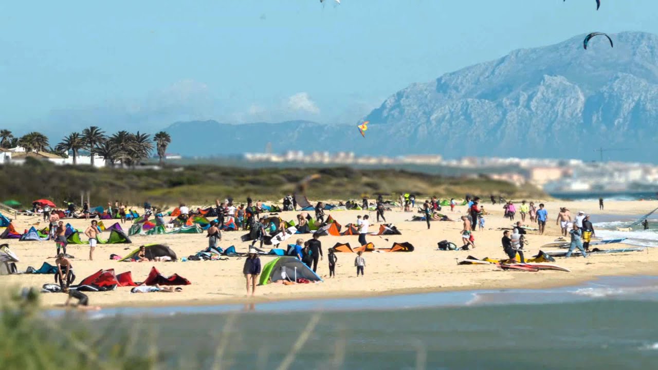 Time-Lapse Tarifa (Valdevaqueros) "Un día de viento" - YouTube