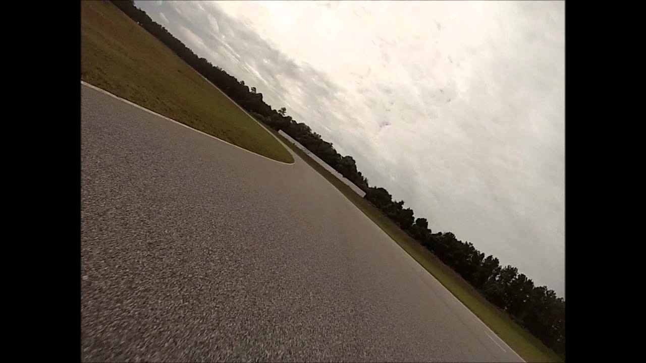 Crash in turn 2 at Jennings GP - YouTube